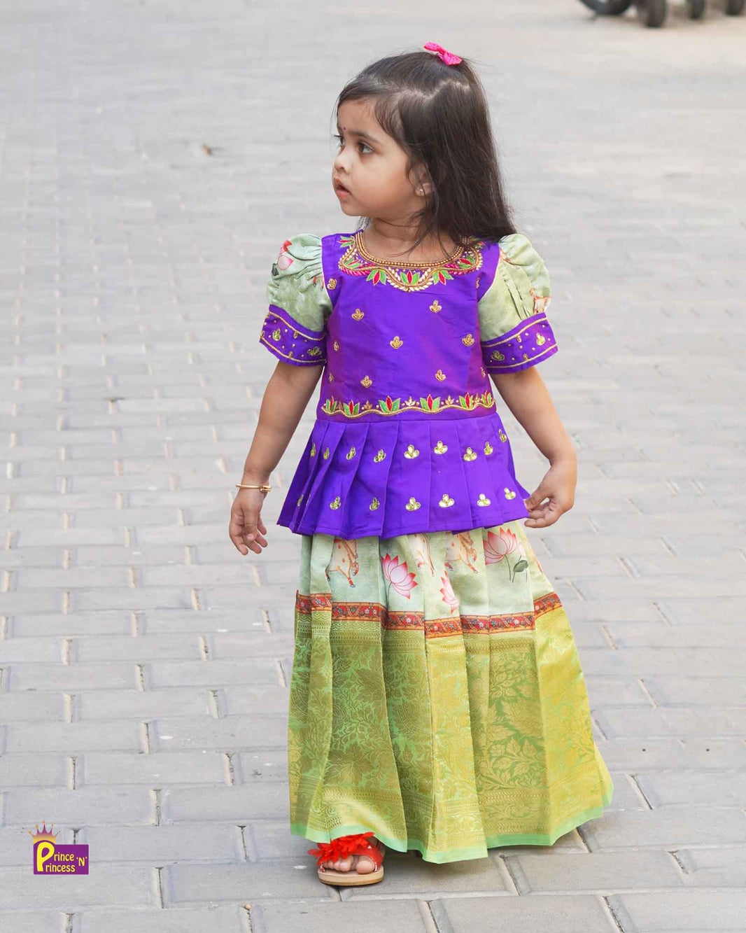 Pattu Pavadai – Prince N Princess